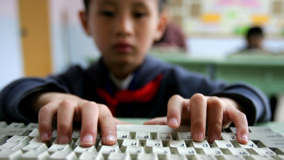 DC to Provide Free Internet for 25,000 Low-Income Students, Families ...