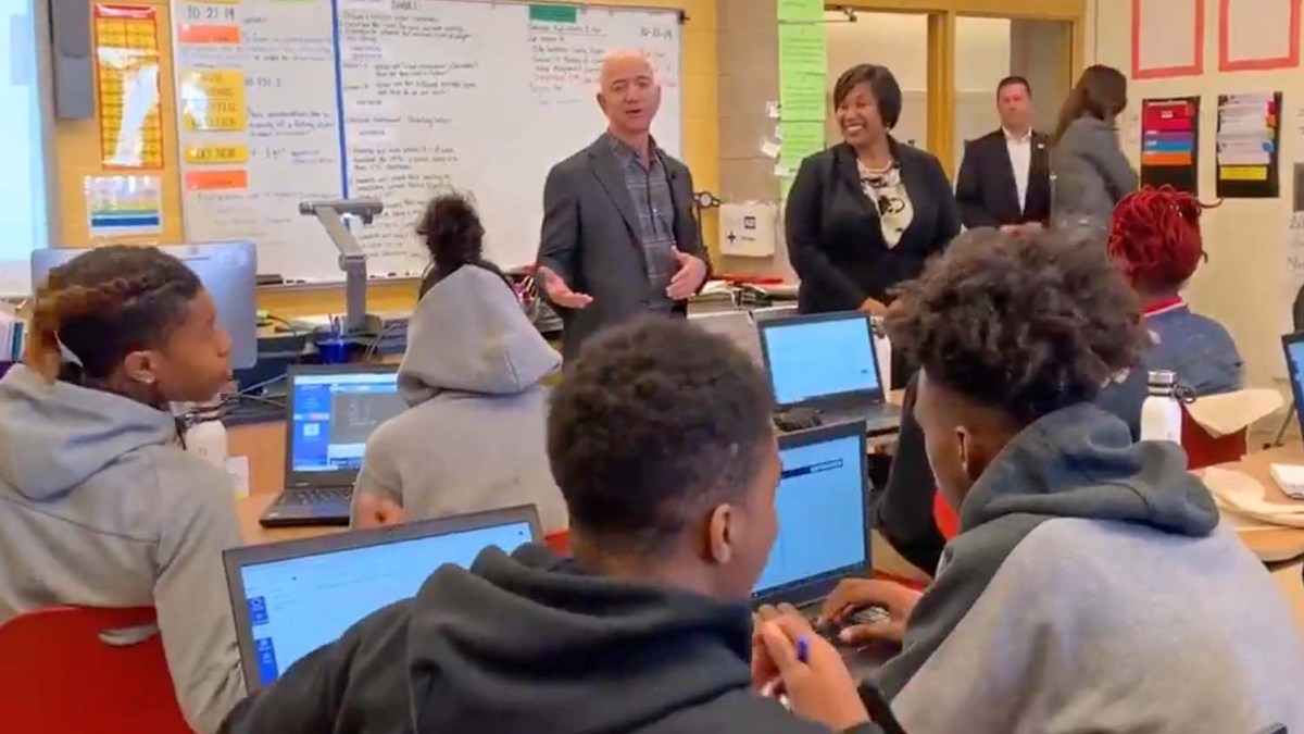 Jeff Bezos Visits DC Public School But Students Look Unmoved – NBC4 ...