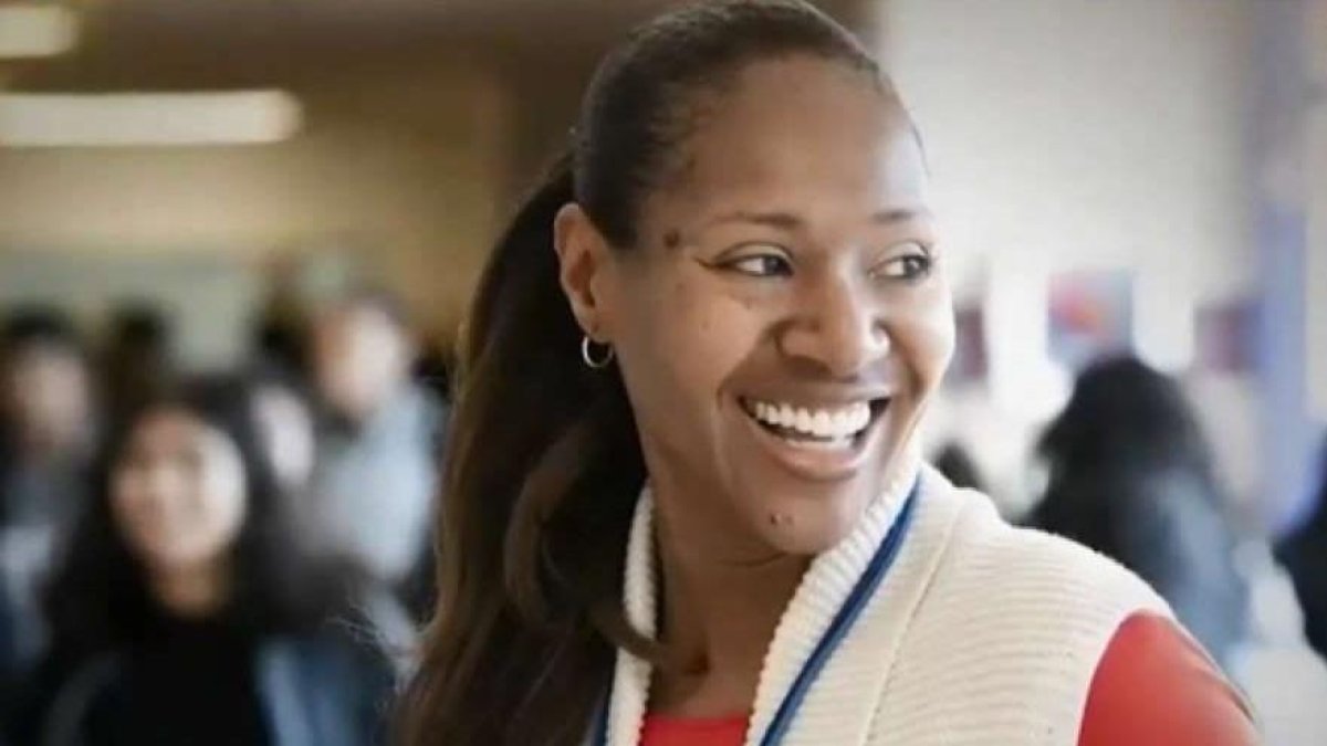 New Montgomery County Teacher of the Year Crowned – NBC4 Washington