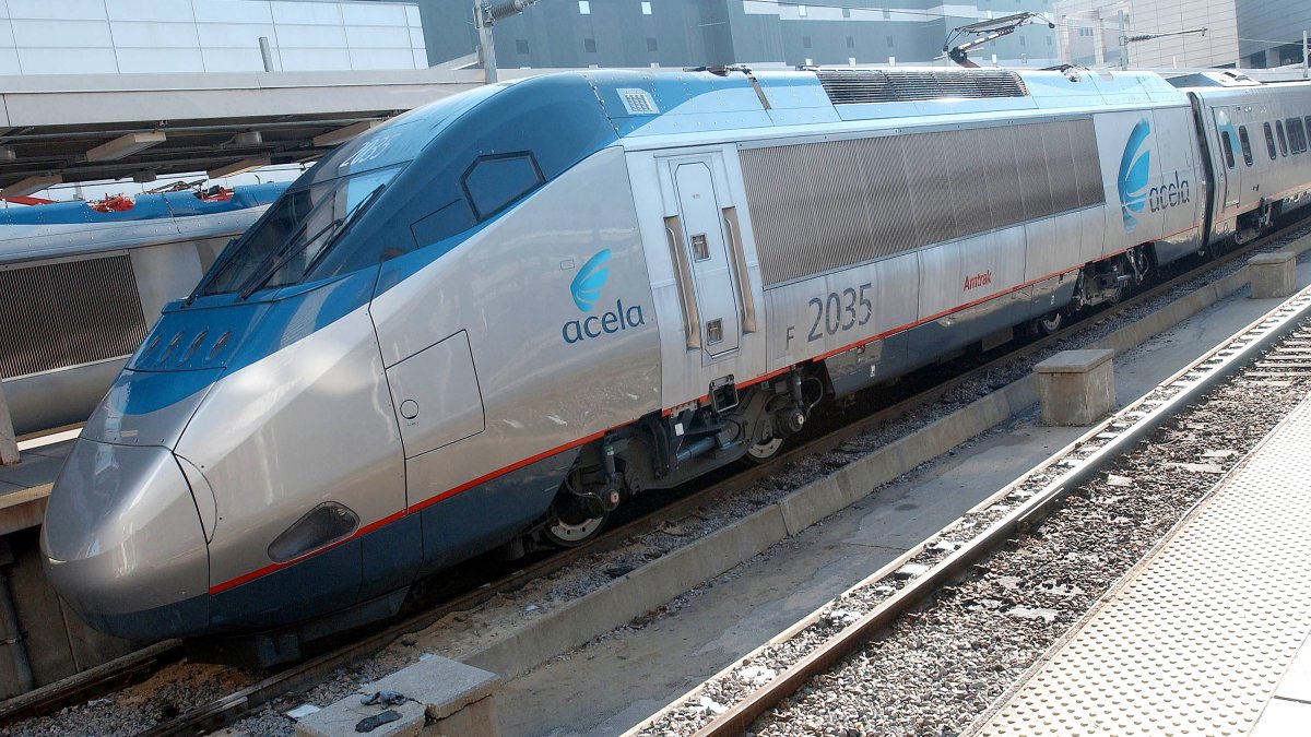 Amtrak to Suspend Acela Nonstop DC-NY Service as Virus Fears Slow ...