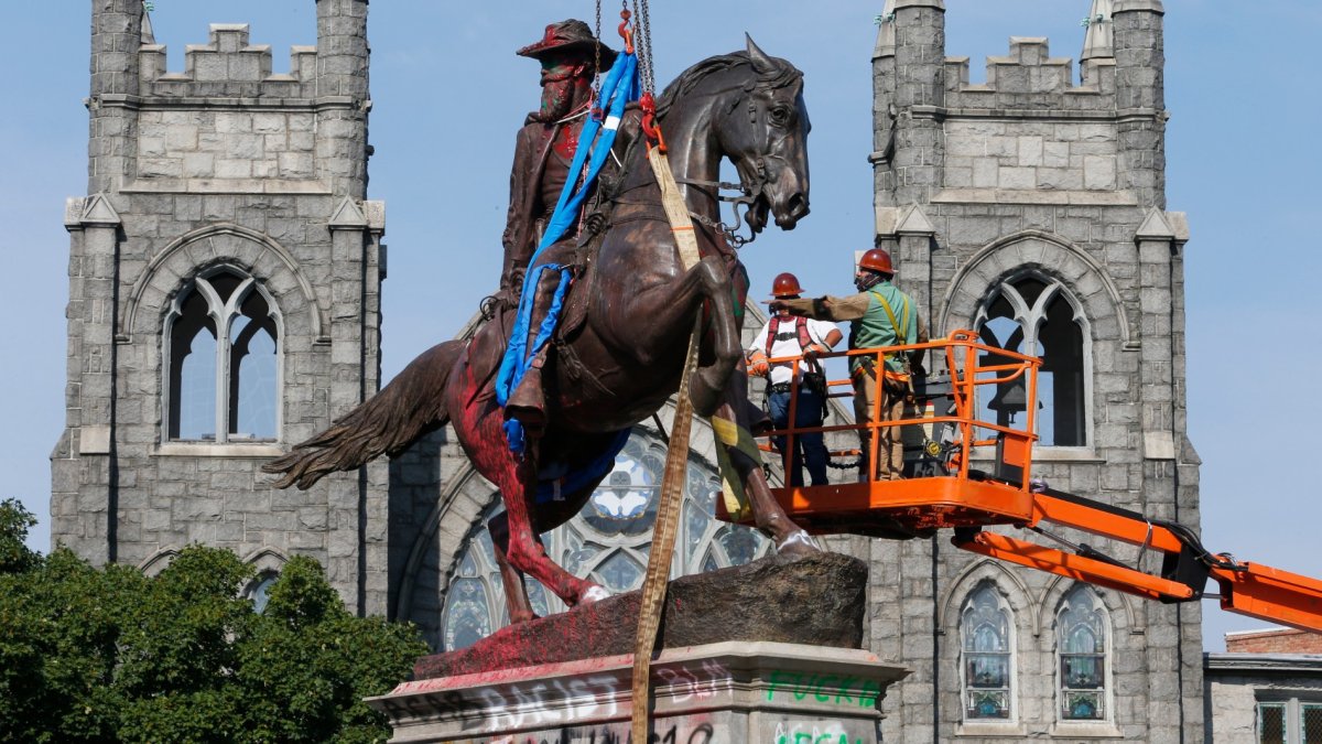 Richmond Removes Statue of Confederate Gen. J.E.B. Stuart – NBC4 Washington