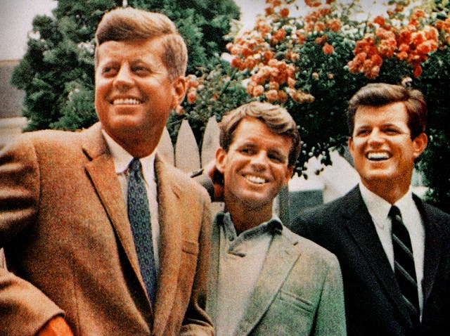 Kennedy to Rest Alongside Brothers JFK and RFK – NBC4 Washington