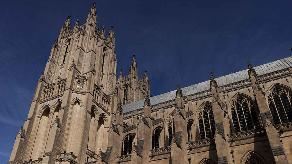 National Cathedral Donates 5,000 Medical Masks Found in Crypt – NBC4 ...