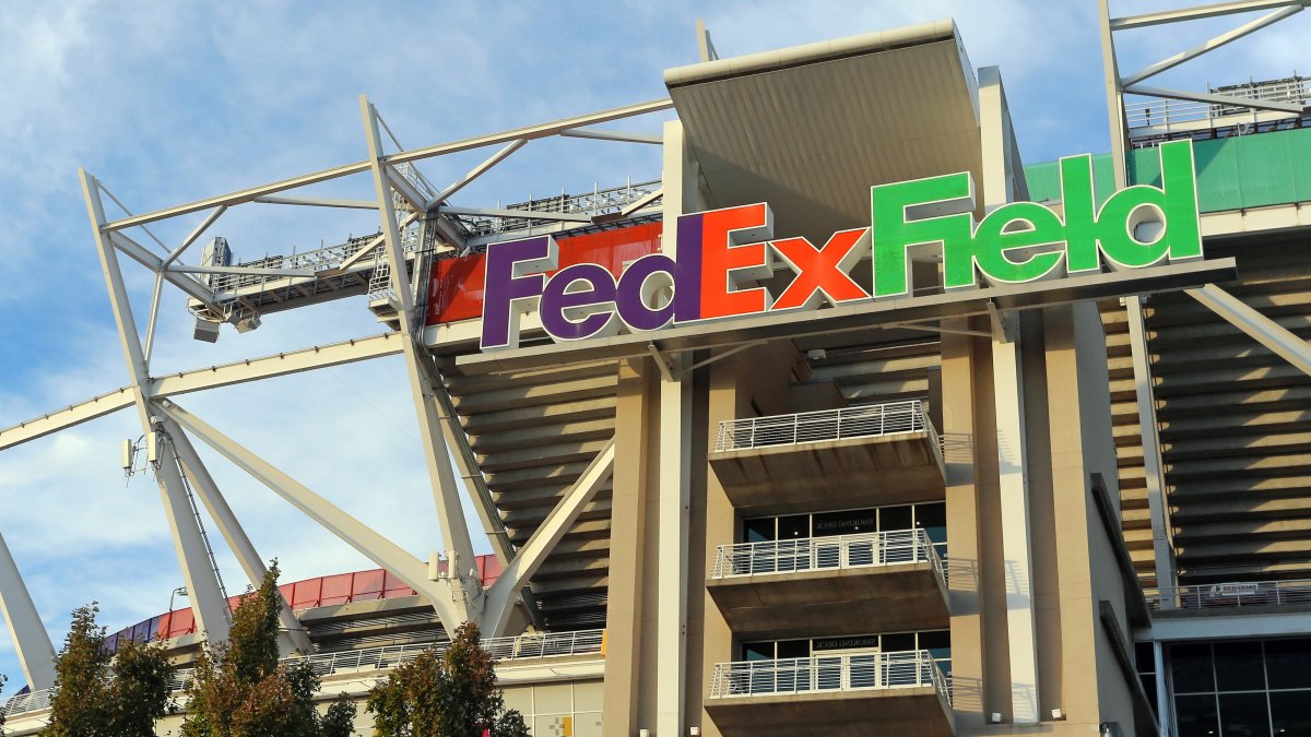FedEx Asks Washington Redskins to Change Name – NBC4 Washington