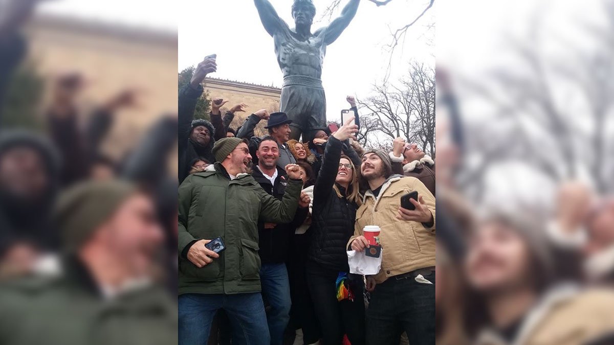 Stallone Surprises New Jersey Students at ‘Rocky’ Statue in Philly ...