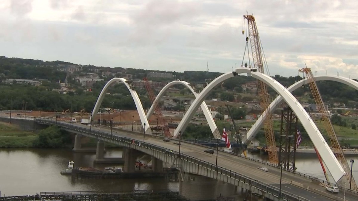 Final Arch Placed on Frederick Douglass Memorial Bridge – NBC4 Washington