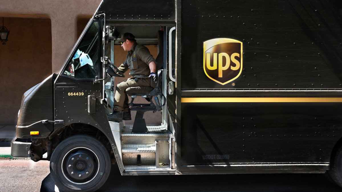 UPS to Hire 50,000 People Nationwide in ‘Brown Friday’ Event – NBC4 ...