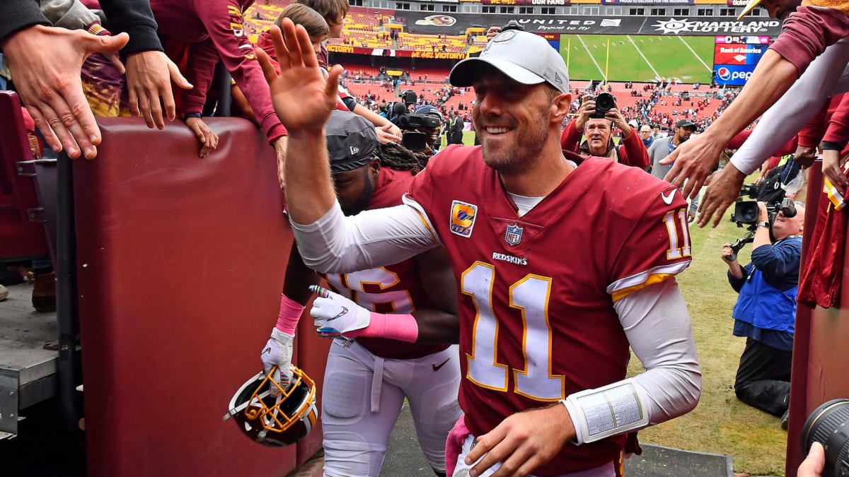 Alex Smith Has Yet to Find His Limitations as He Returns From Gruesome ...