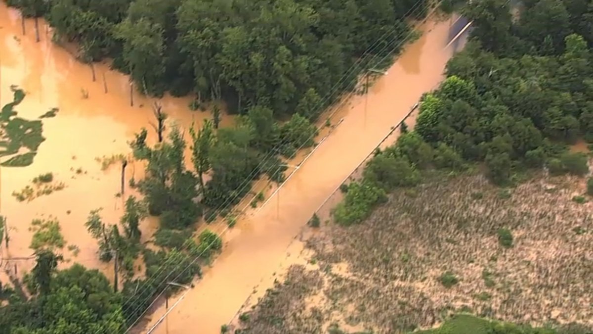Dramatic Photos: Heavy Rain Floods Roads in Prince George’s – NBC4 ...
