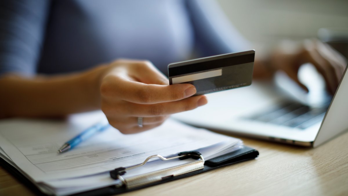 How to Spot Fake Shopping Sites and Avoid Being Scammed – NBC4 Washington