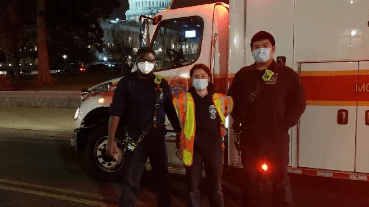 Firefighters Rushed Into Capitol to Treat Other First Responders During ...