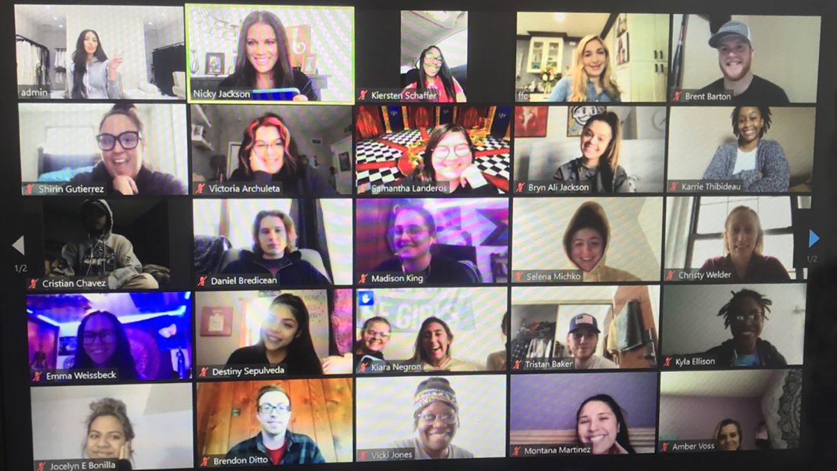 Kim Kardashian Surprises College Students Over Virtual Classroom in ...