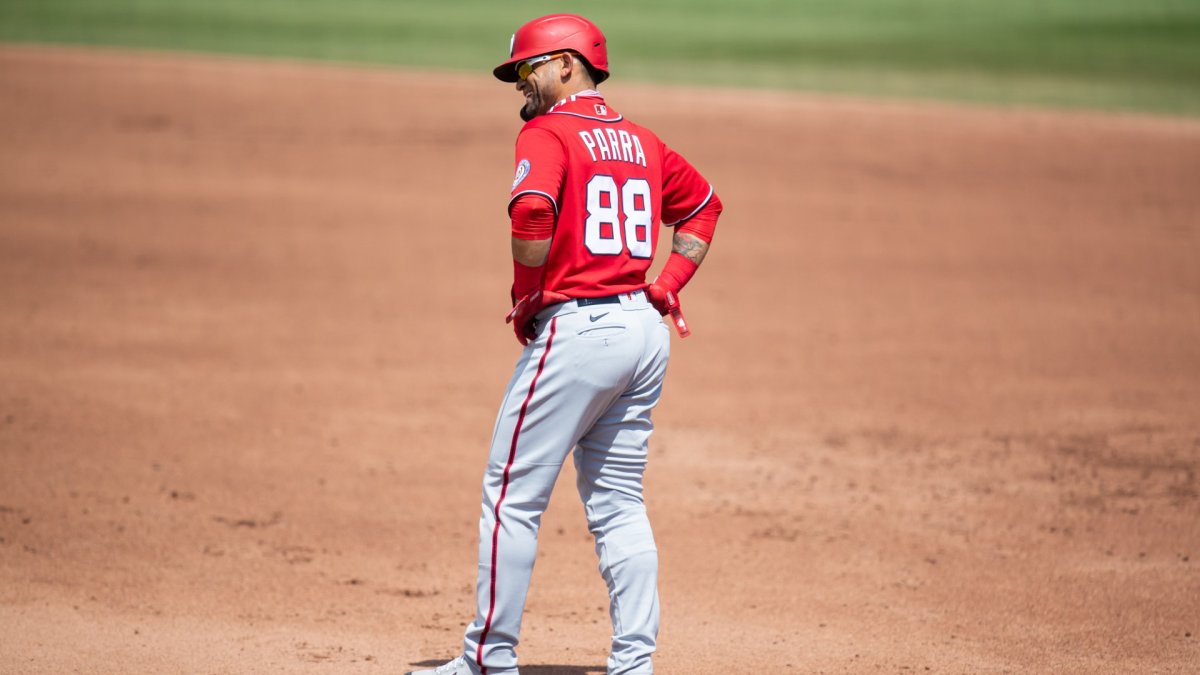 SEE IT: Crowd Goes Crazy After Parra Doubles in First At-Bat With ...
