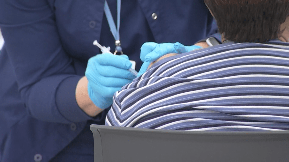 CDC Advisers Recommend Resuming J&J Vaccine Distribution – NBC4 Washington