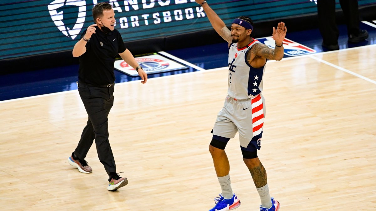 Wizards’ Scott Brooks on Playing 76ers ‘There’s No Reason to Fear ...