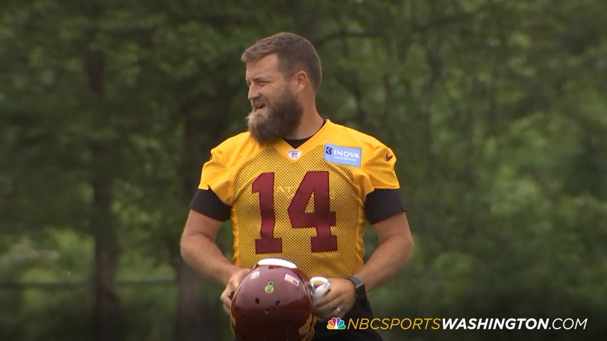 A First Look at Ryan Fitzpatrick, Jamin Davis and More From WFT’s OTAs ...