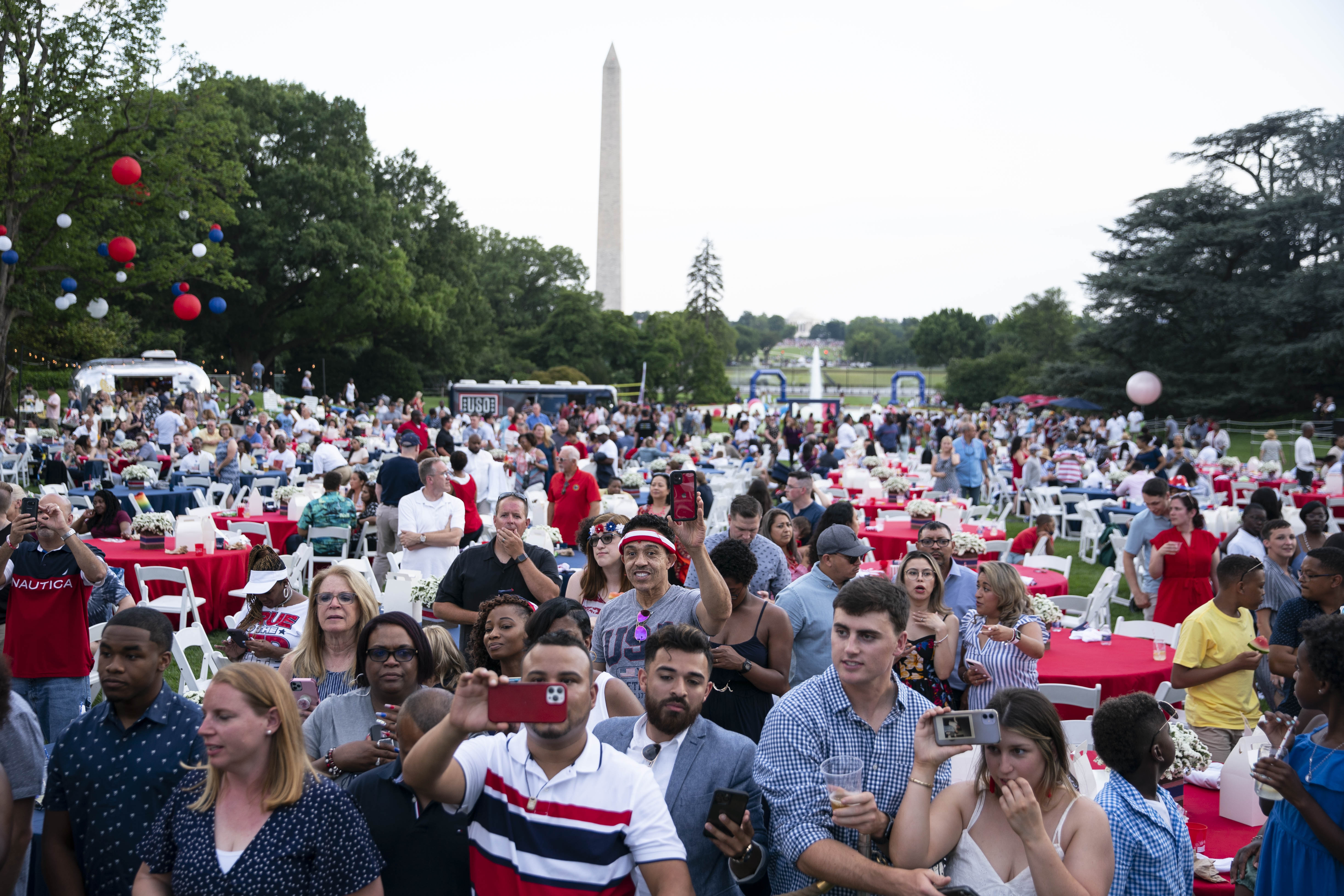 Photos: DC Celebrates Fourth of July With Larger Crowds Than Last Year ...