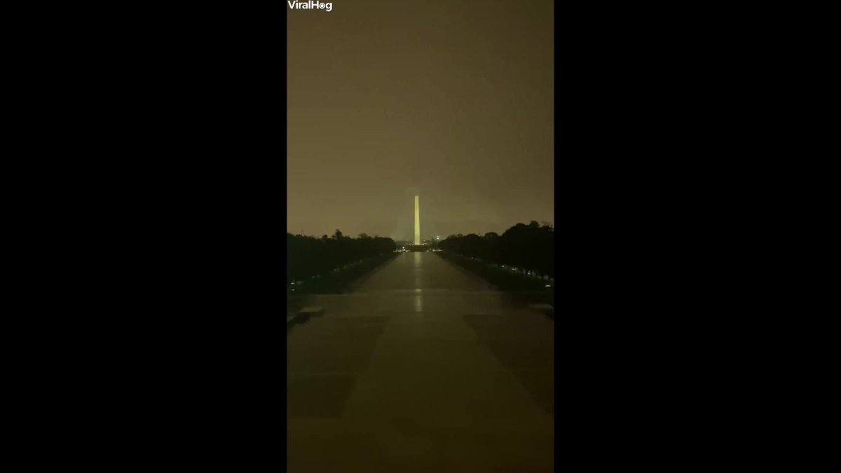 Watch: Lightning Strikes Washington Monument – NBC4 Washington