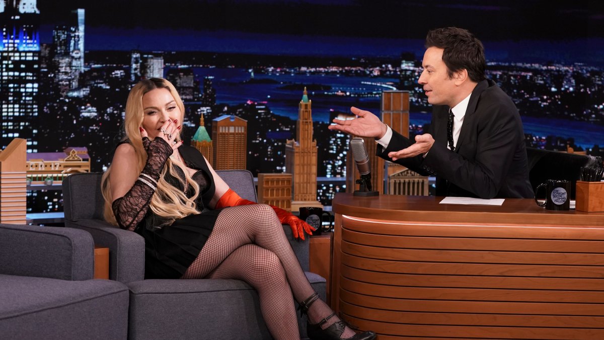 Madonna Crawls on Fallon’s Desk in Cheeky ‘Tonight Show’ Interview ...