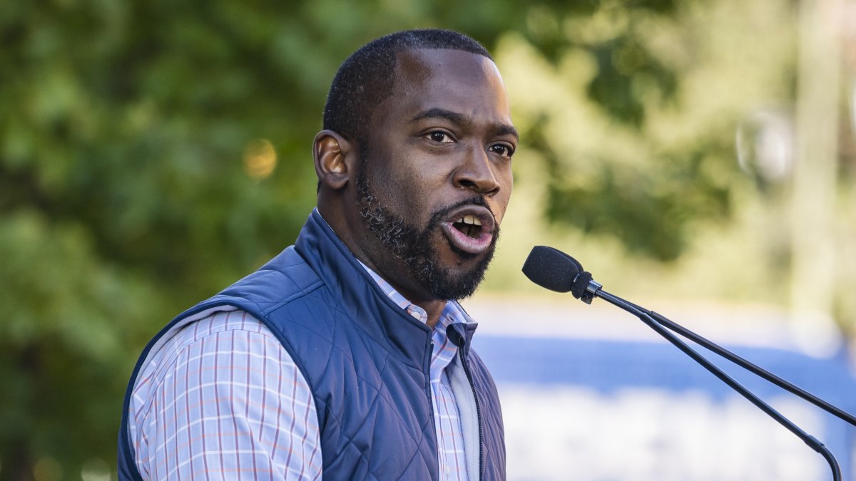 Richmond Mayor Stoney drops Virginia governor bid, will run for ...