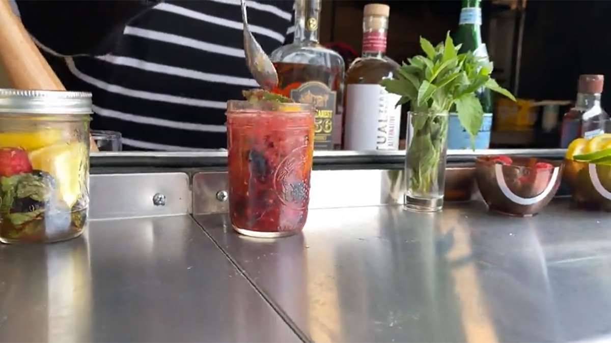 Super Bowl 2022 Drinks: Themed Cocktails & Zero-Proof Mocktail – NBC4 ...