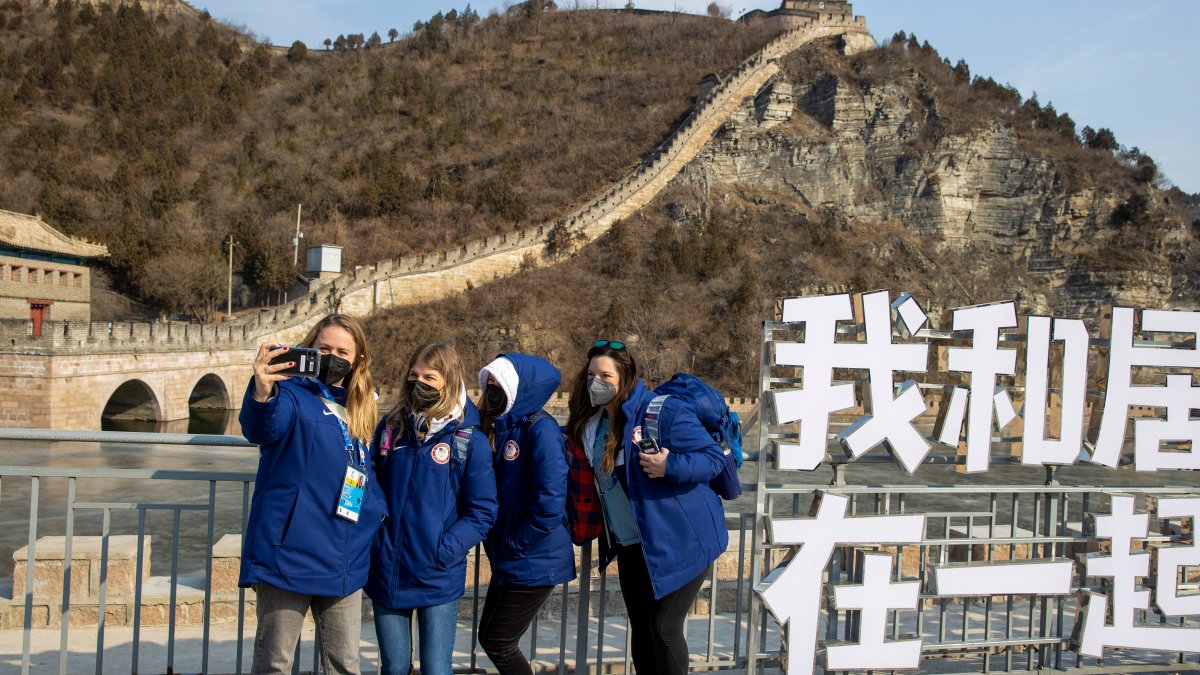 Great Wall, Symbol of China’s Strength, Mostly Roped Off to Visitors ...