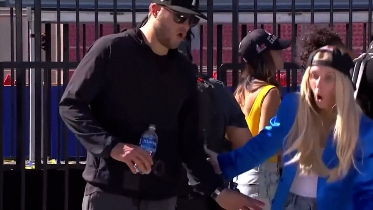 Photographer Falls Off Stage During Rams Super Bowl Celebration – NBC4 ...