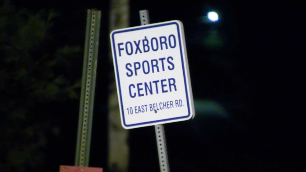 Foxboro Sports Center: USPHL Player Punches Referee – NBC4 Washington