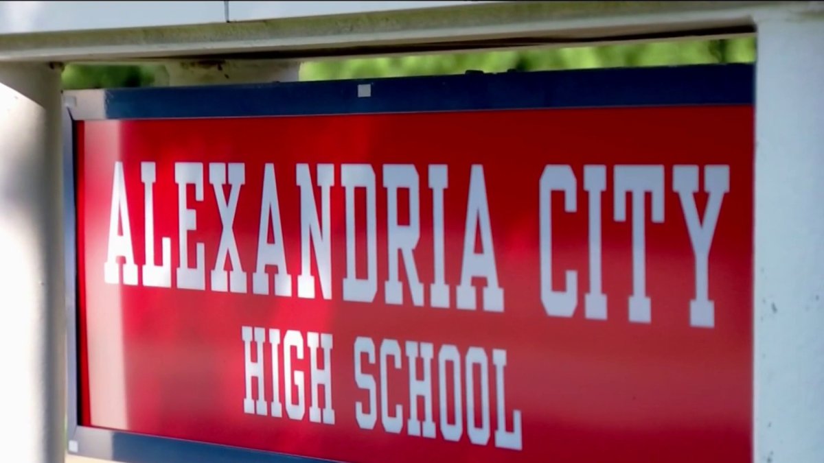 Alexandria High School Does ‘Modified Return’ After Student Slain ... Alexandria High School Does ‘Modified Return’ After Student Slain ...