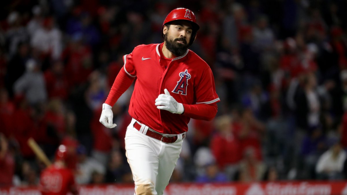 Anthony Rendon Hits Home Run in First-Ever Left-Handed At-Bat – NBC4 ...