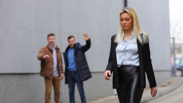 How to Safely Intervene If You See Someone Being Harassed – NBC4 Washington