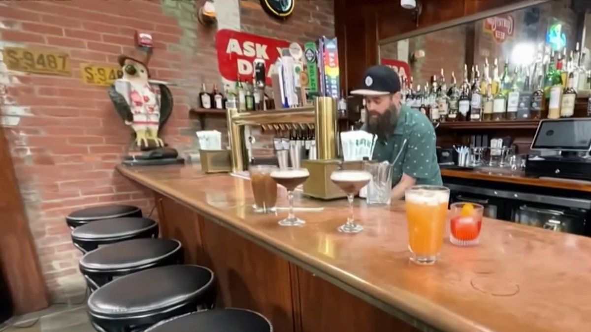 First Look: Whitlow’s New Location in Shaw – NBC4 Washington