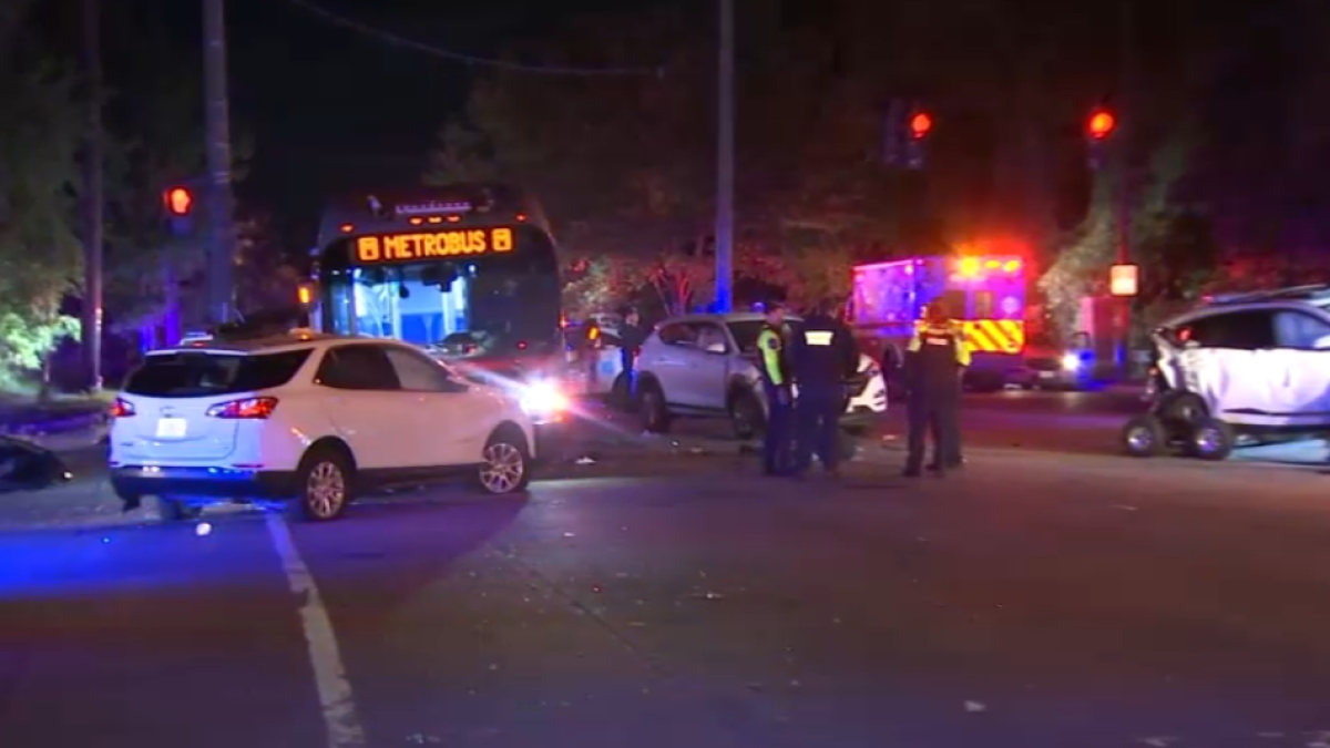 2 Hurt in Metrobus Crash Outside Southern Avenue Metro Station – NBC4 ...