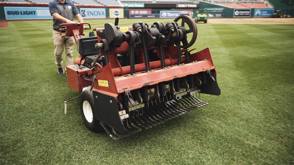 Nats Park’s Top Groundskeeper Shares Fall Tips for Your Lawn – NBC4 ...