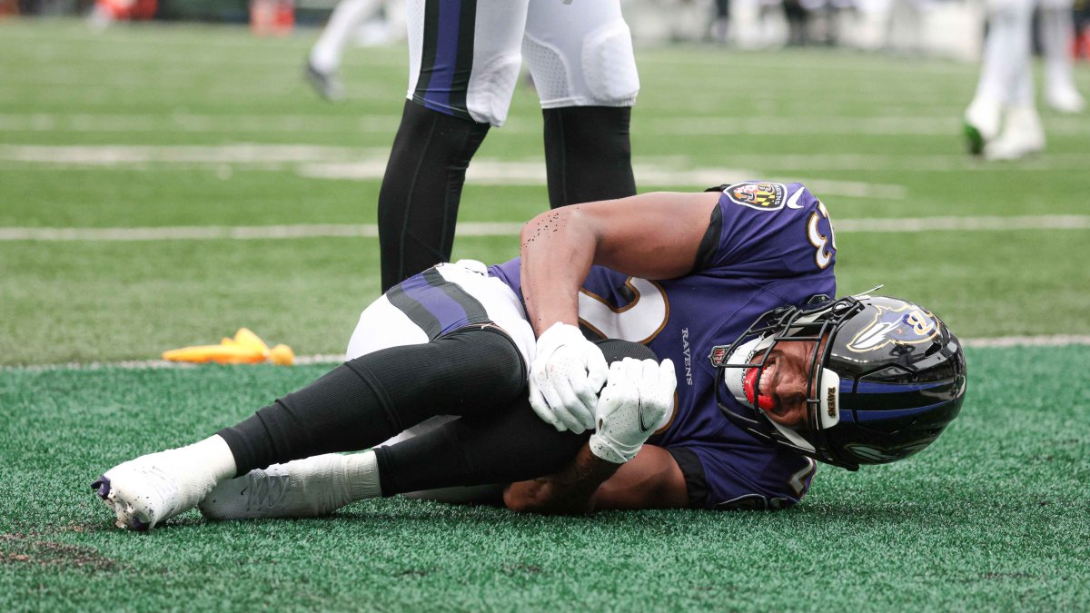 Ravens’ Kyle Fuller to Miss Rest of 2022 Season With Torn ACL – NBC4 ...