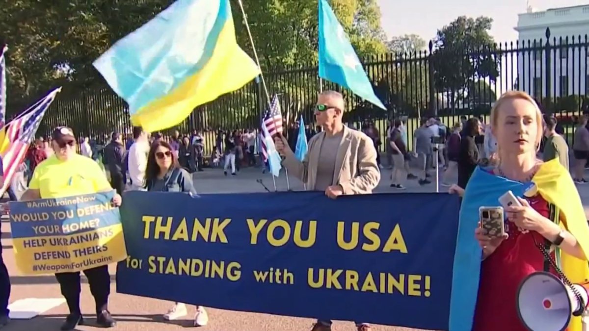 ‘Fighting for the Whole World’: Demonstrators Call Attention to Ukraine ...