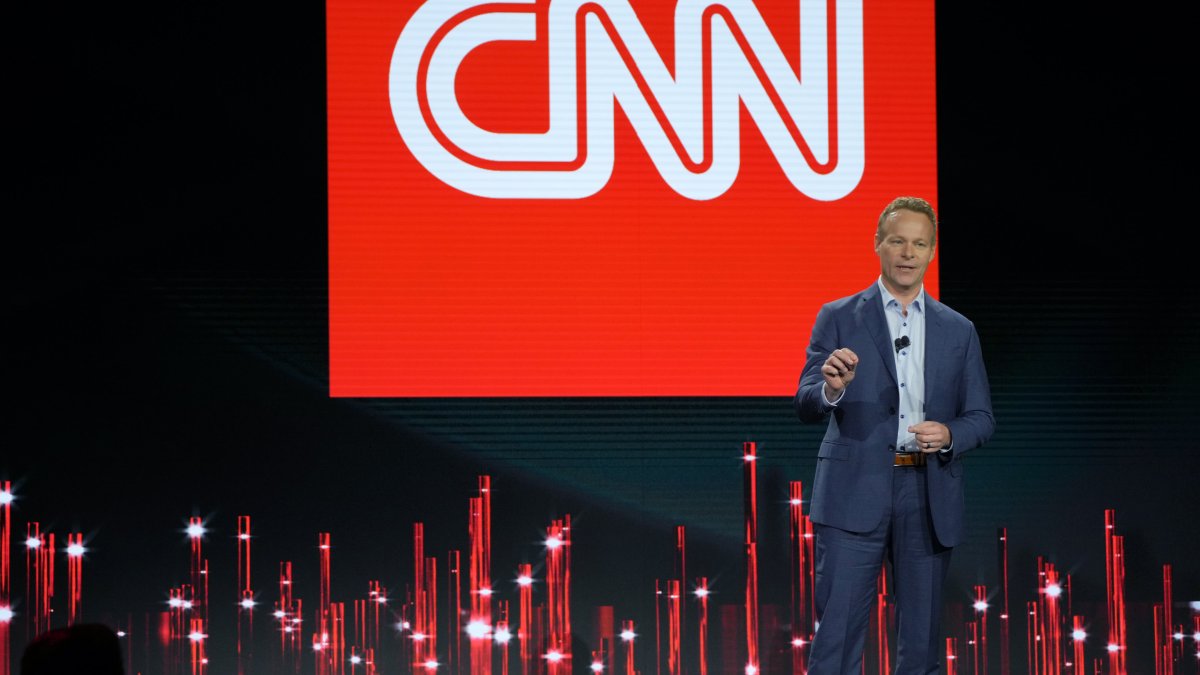 CNN Lays Off Hundreds of Staffers After Business Review − Read the Memo ...