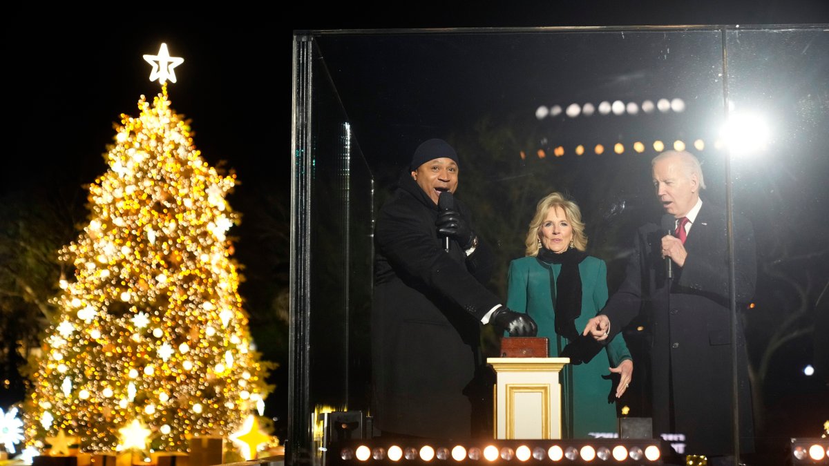 Biden and First Lady Light the National Christmas Tree To Mark Holiday ...