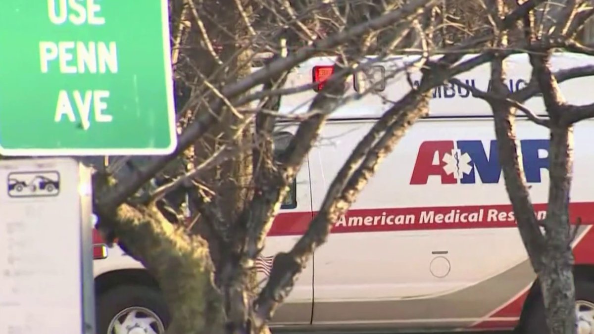 Police Looking for Four Juveniles After Three Shot on Pennsylvania ...