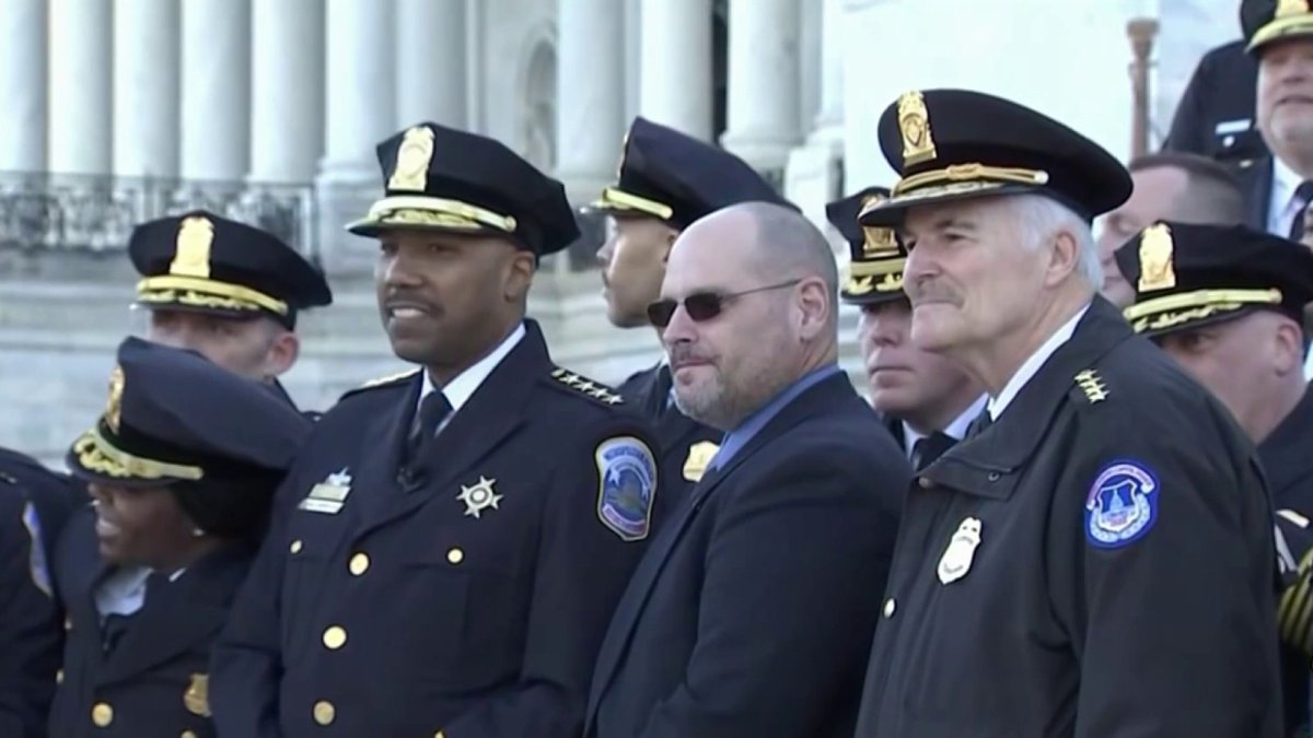Retired DC Officer Honored For Heroism on Jan. 6 – NBC4 Washington