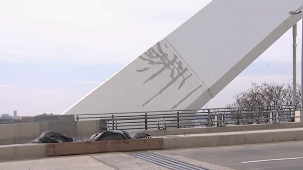 Cracks Visible on Frederick Douglass Bridge Arches – NBC4 Washington