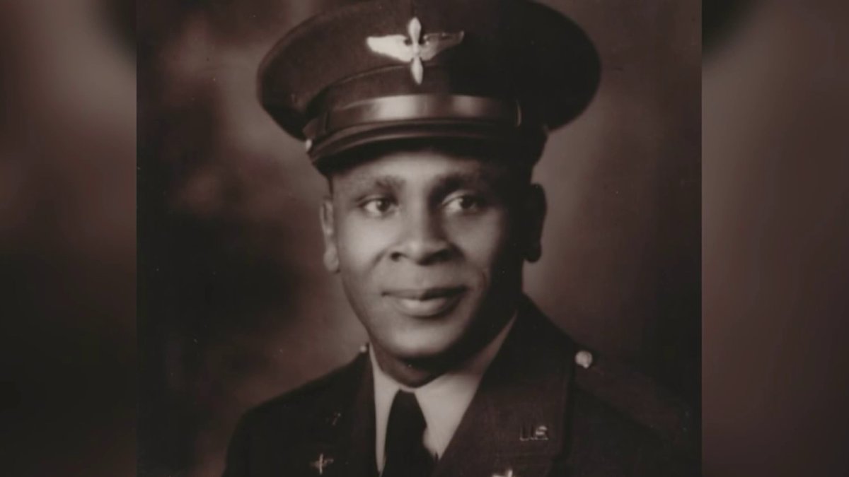 Family of Tuskegee Airman Hunting Down His Long-Lost Awards – NBC4 ...