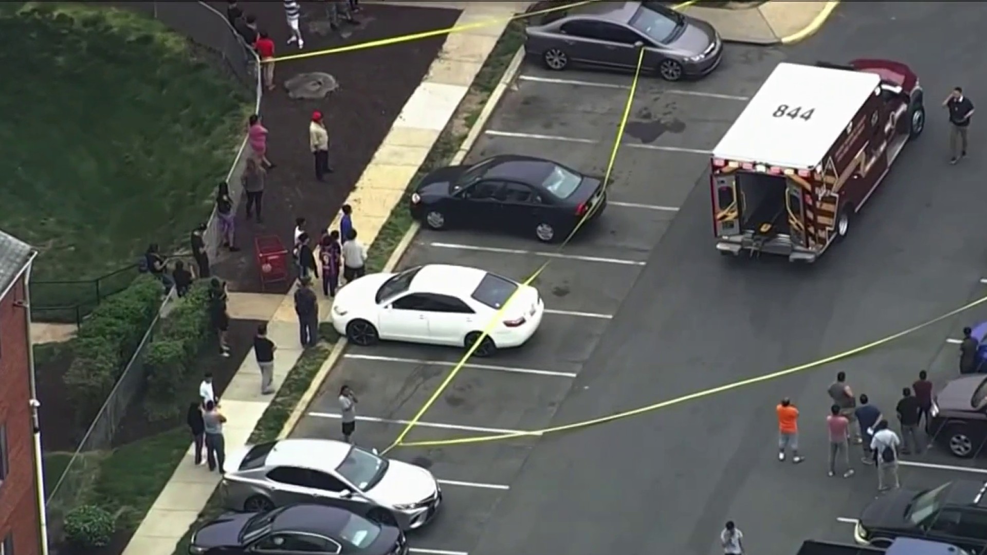 Police: Virginia Mother Left Kids in Hot Van While She Went to Work – NBC4 Washington