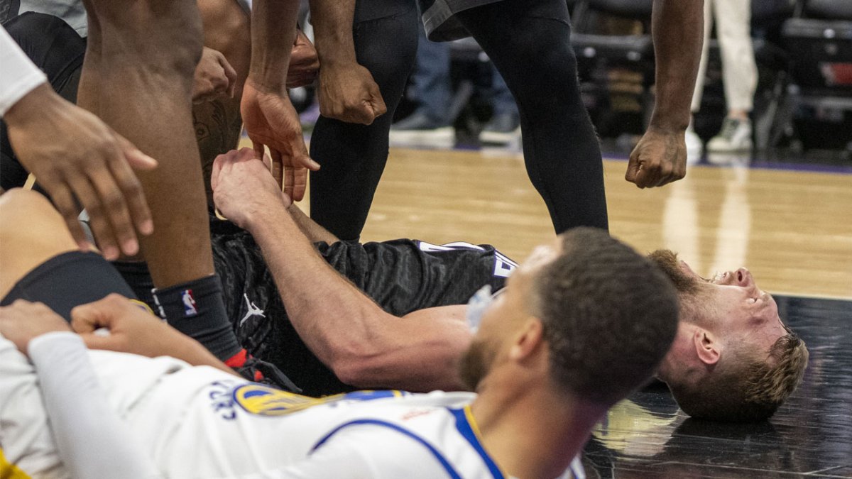 Kings’ Sabonis Suffered Sternum Contusion in Draymond Stomp – NBC4 ...