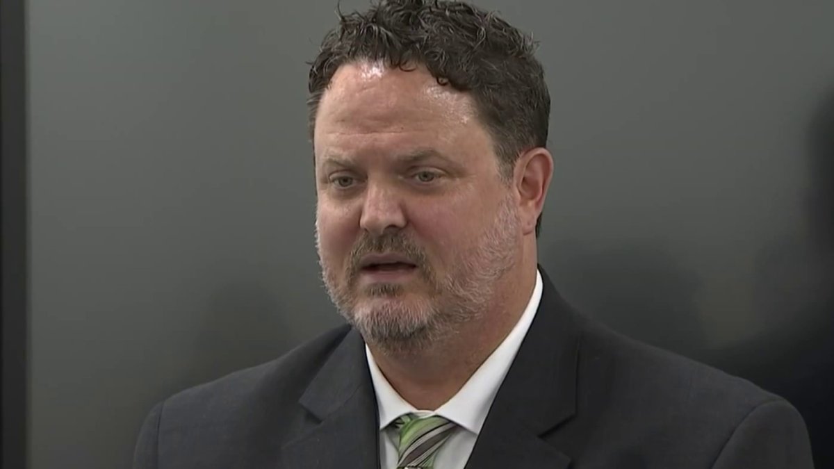 New Loudoun County schools superintendent meets with reporters before school board meeting ...