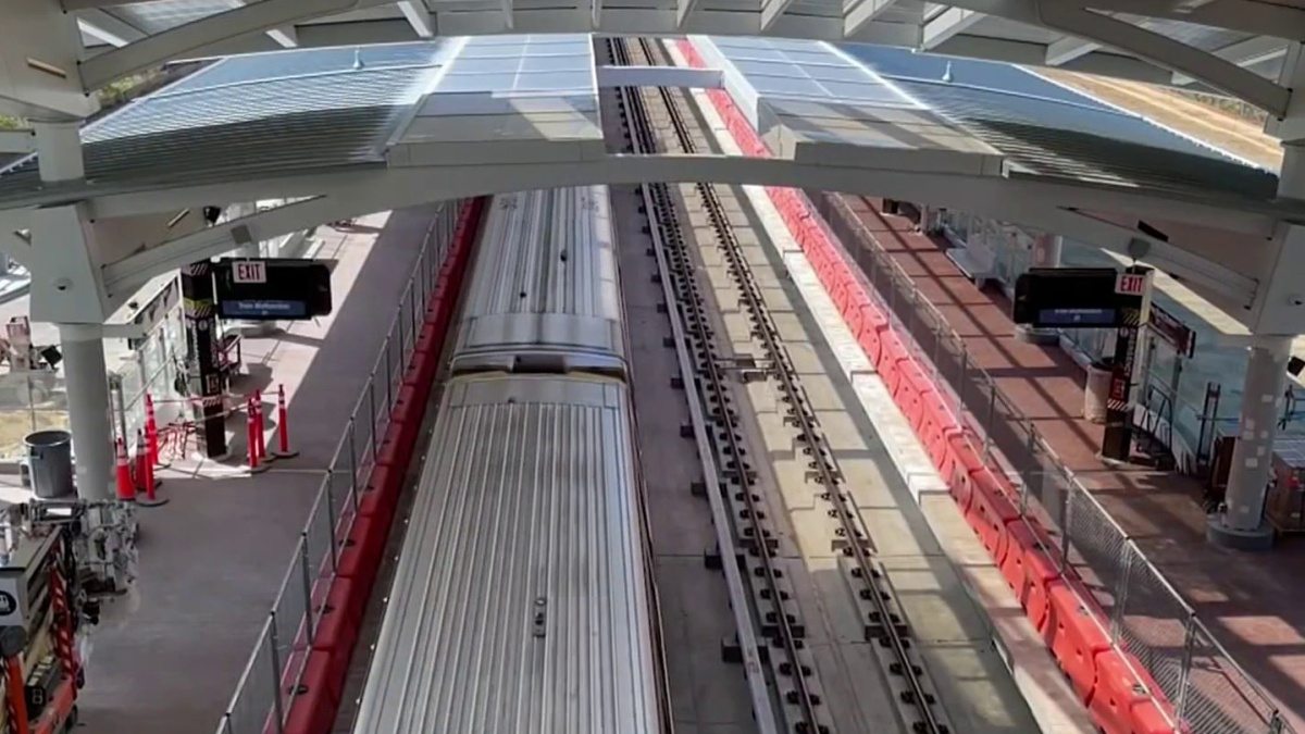 Metro’s not ready for automated train control, safety oversight group ...