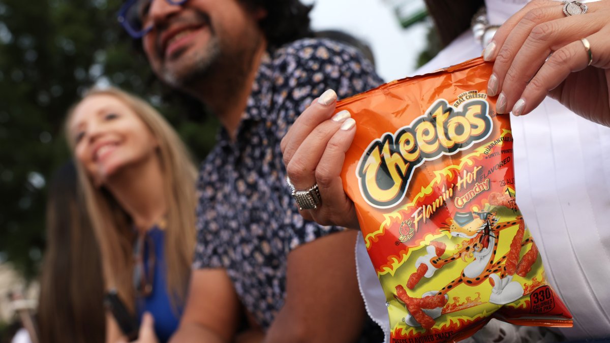 How Hot Cheetos became so popular with U.S. Latinos – NBC4 Washington
