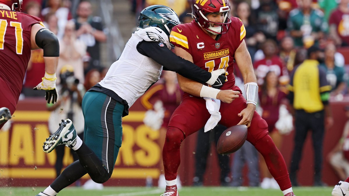Commanders fight, but flail against Eagles as trade deadline looms ...