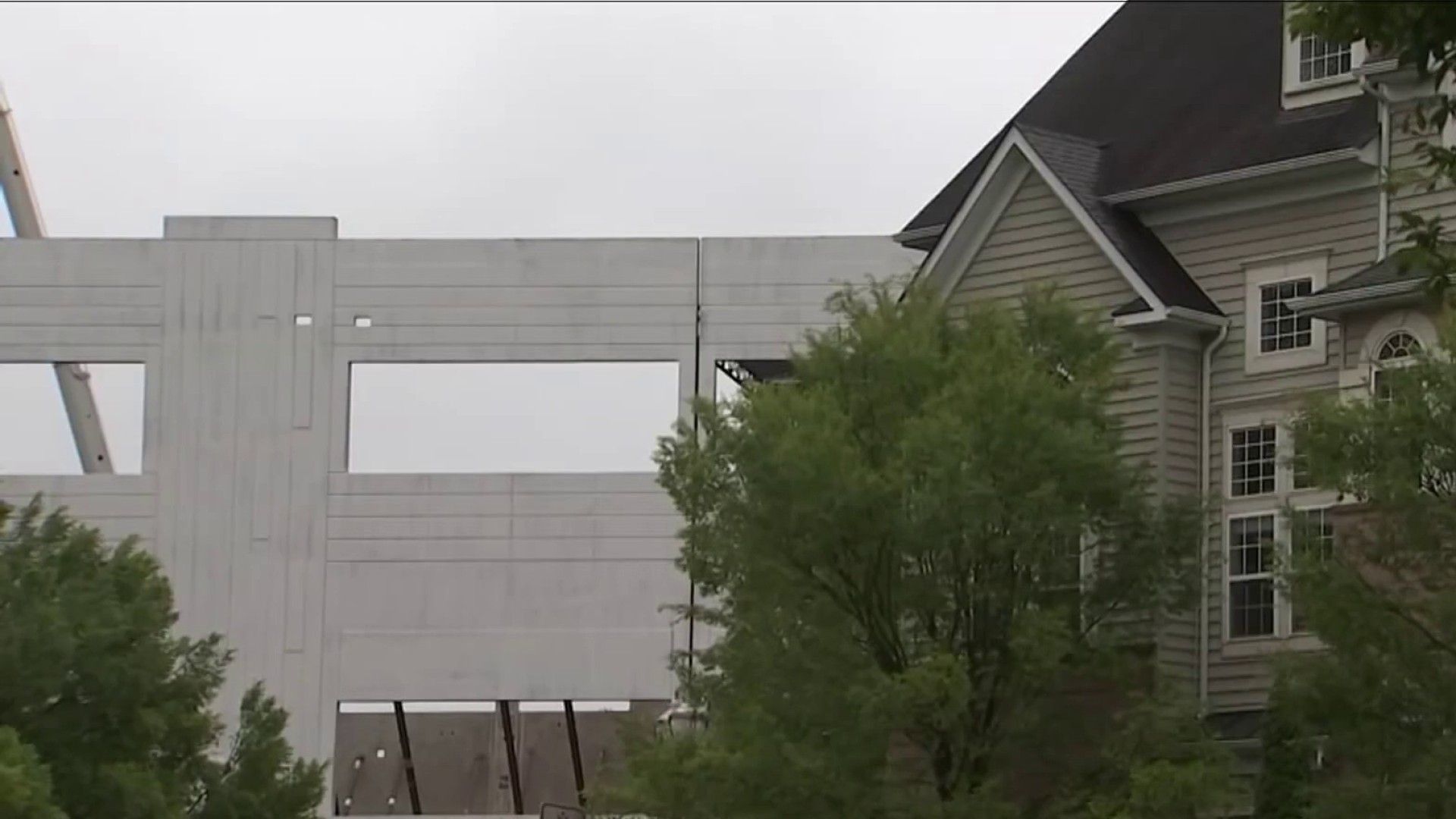 Prince William Co. leaders approve disputed data center rezoning plan ...