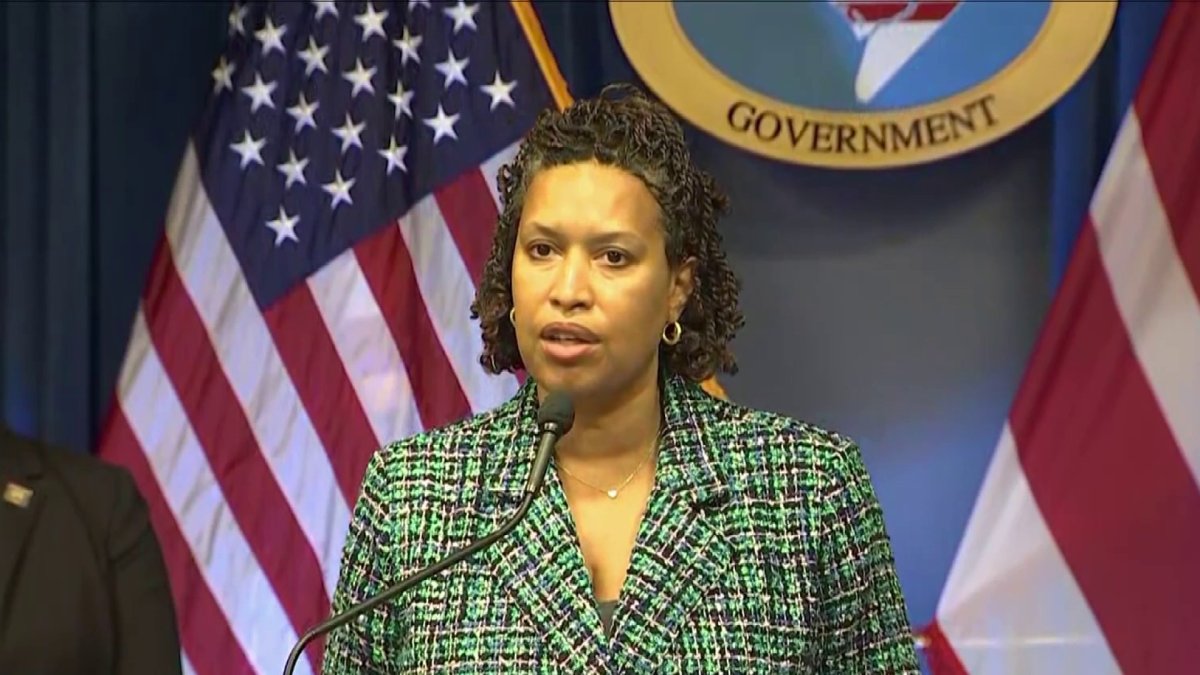 DC Mayor addresses deal to bring Caps and Wizards to Virginia – NBC4 ...